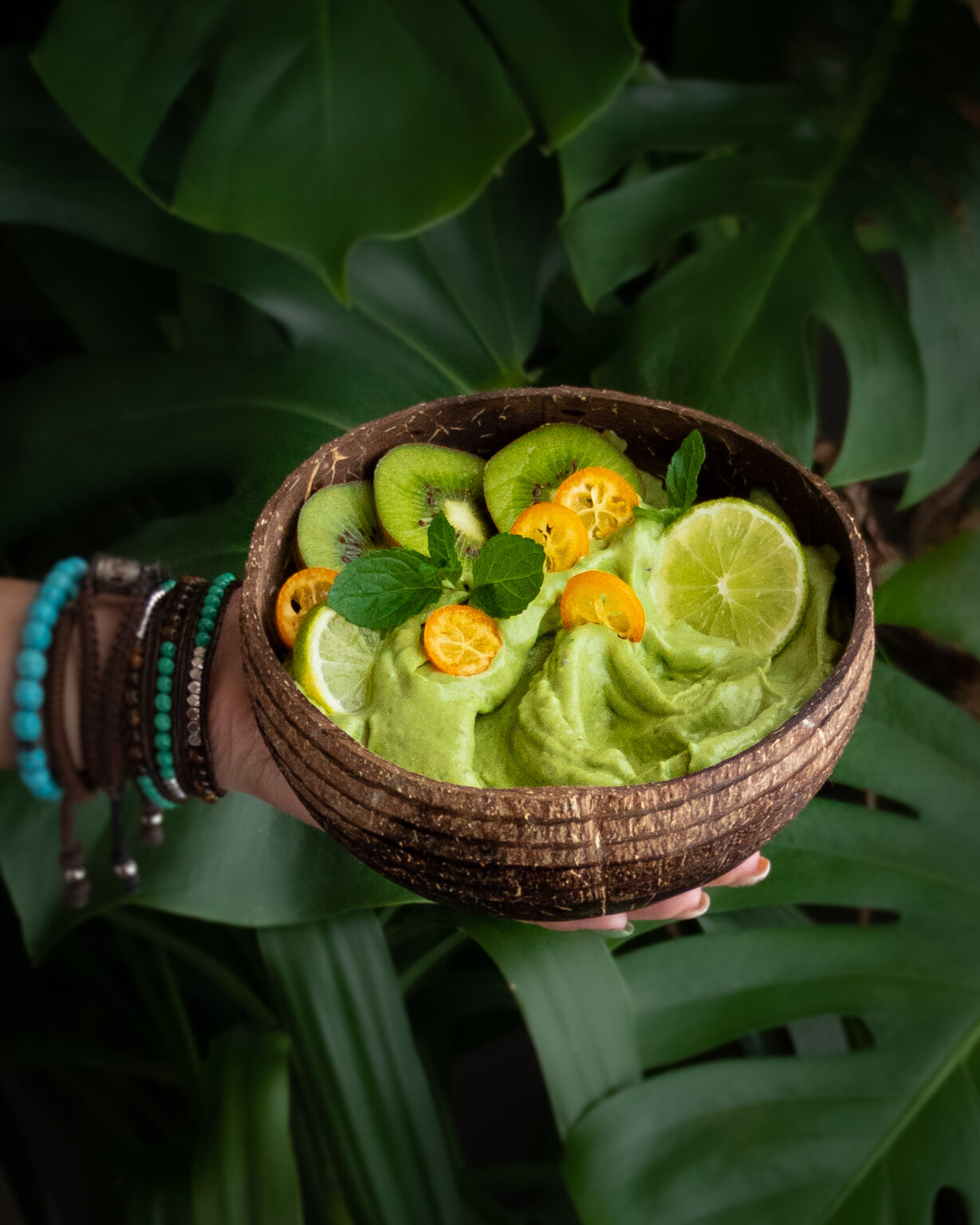 AVOKAADO-MATCHA ''JÄÄTIS'' - Miaspiration